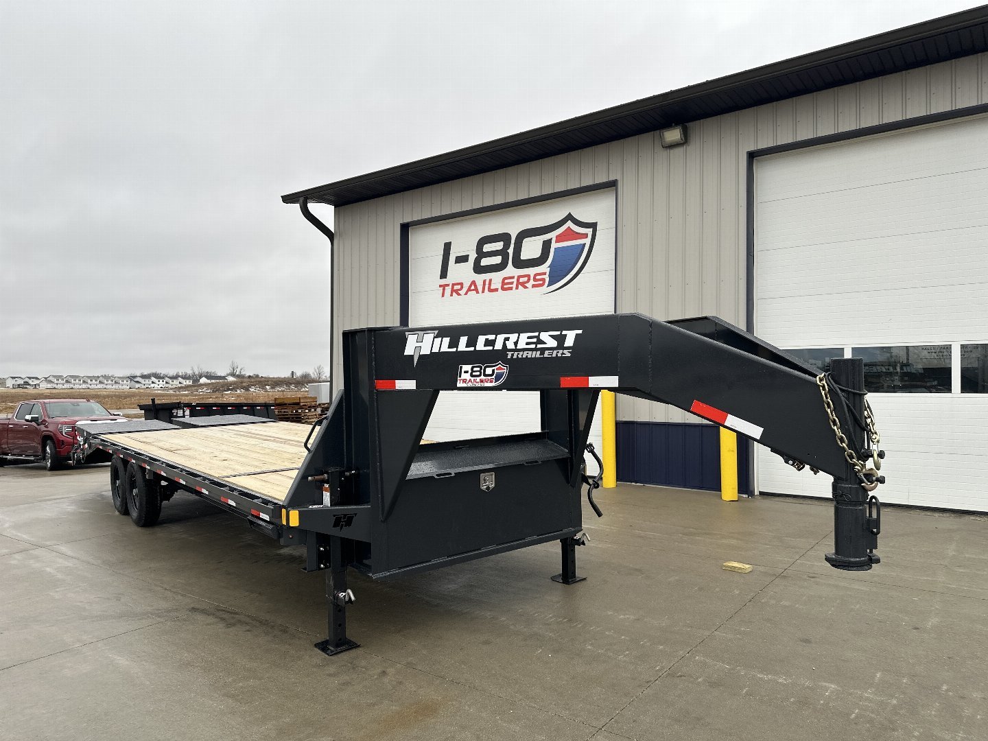 Used 2025 H&H Trailers 102"x20'+5' 16k Low Profile Dovetail Super Deluxe Ramps Gooseneck Flatbed ...